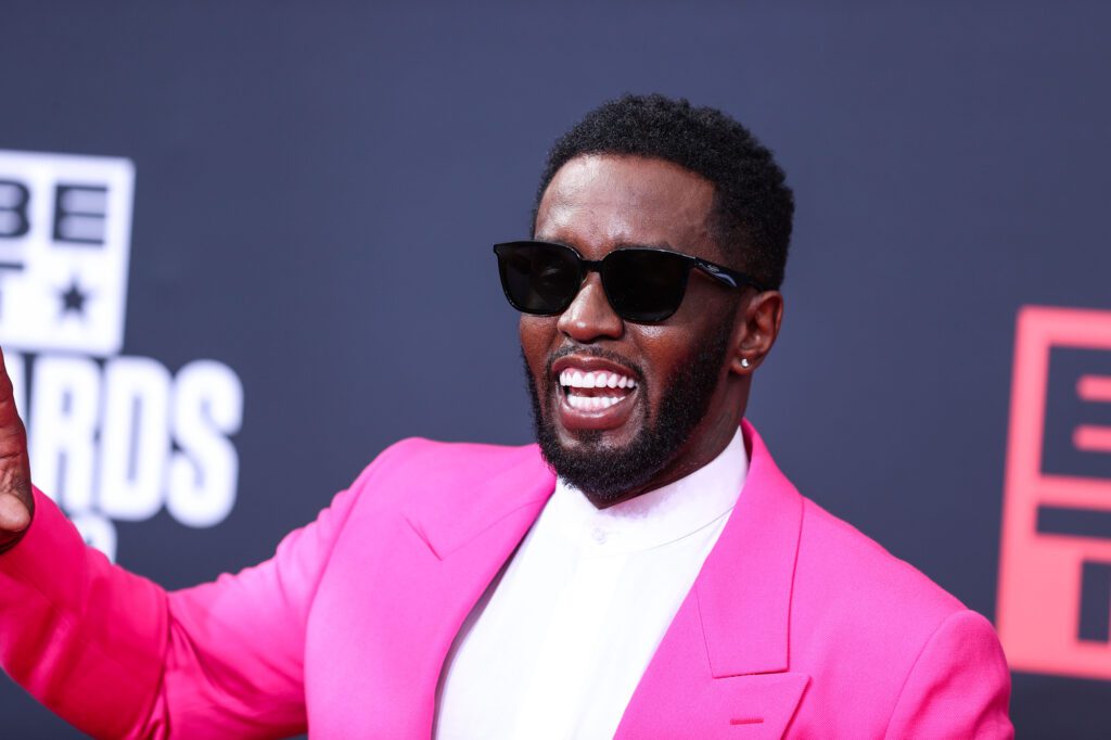 Abogados de Sean Diddy Combs buscan liberación inmediata - 88.9 Noticias