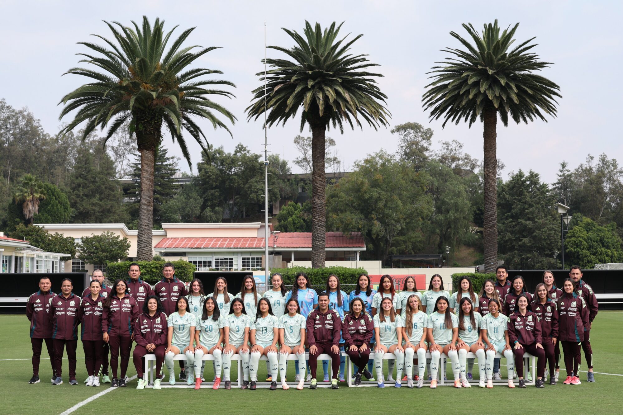 El pulso del fútbol femenil en México con Andrea Rodebaugh - 88.9 Noticias