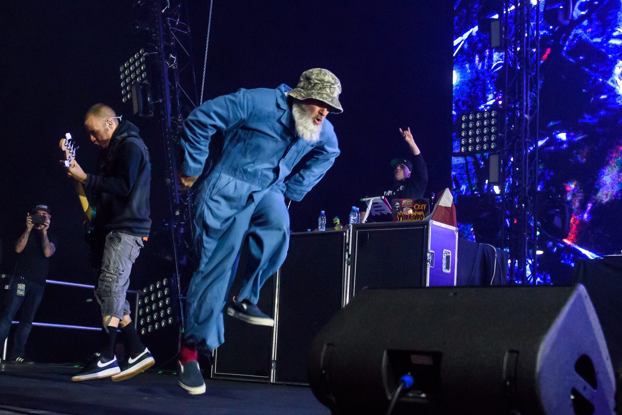 A pesar del luto, Limp Bizkit cumplió con concierto en México - 88.9 ...