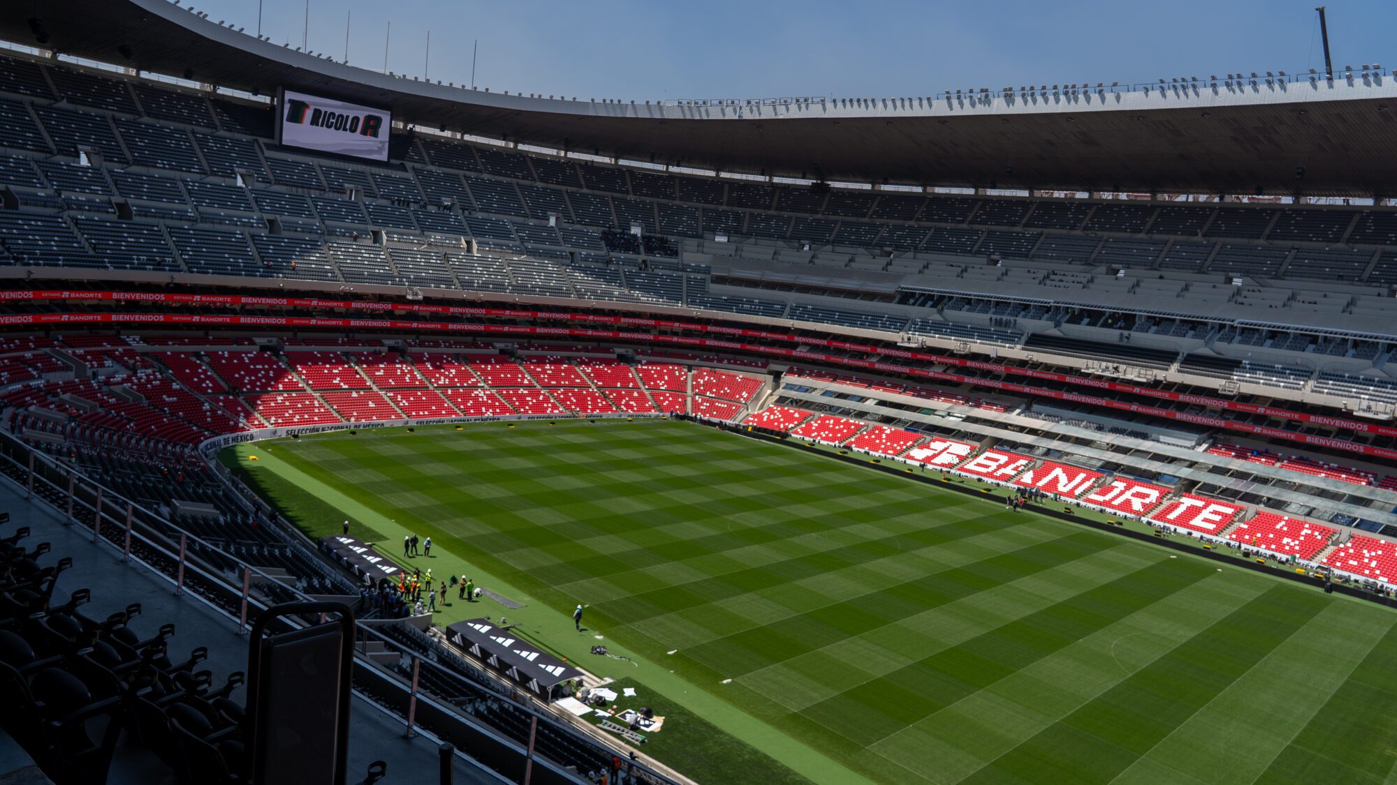 En una nueva edición más del “clásico capitalino”, América y Pumas ...